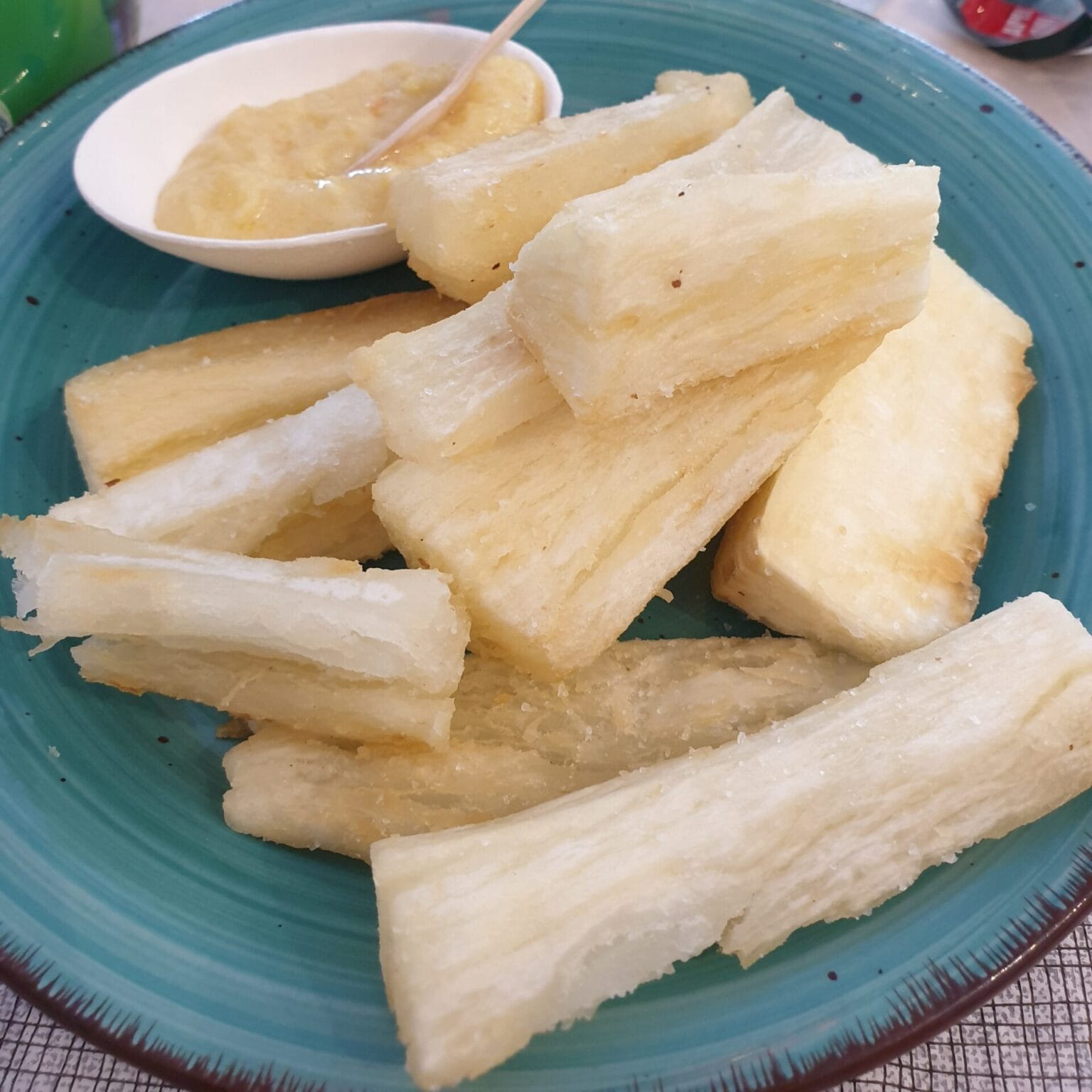 La Ricetta Peruviana della Yucca Fritta - Perù Asi!