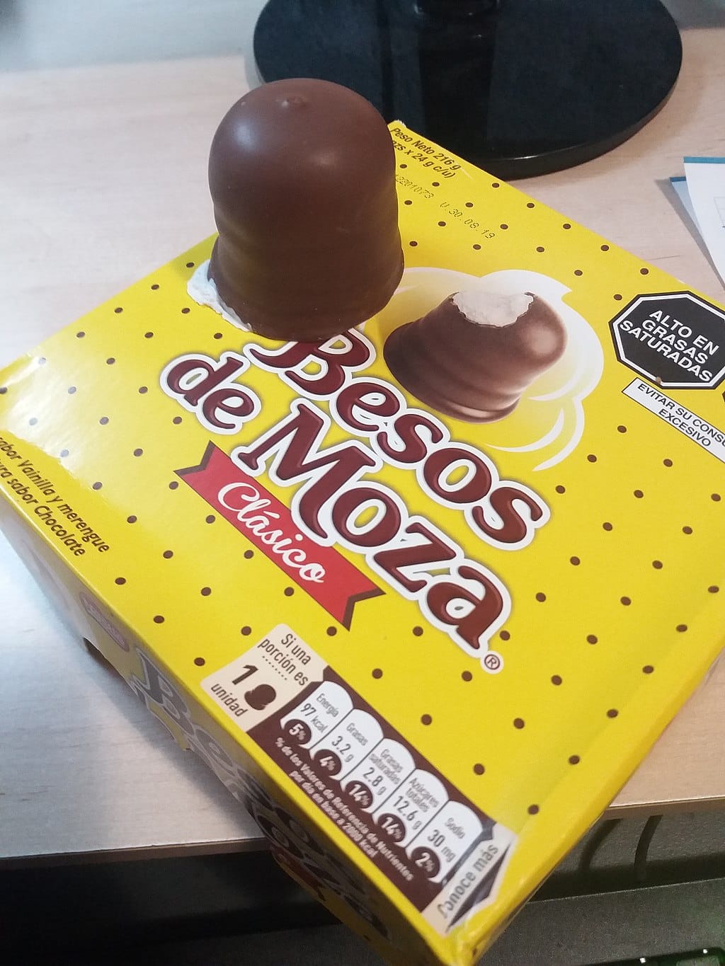 Il Beso de Moza: Un Dolce Goloso che Conquista Tutti - Perù Asi!